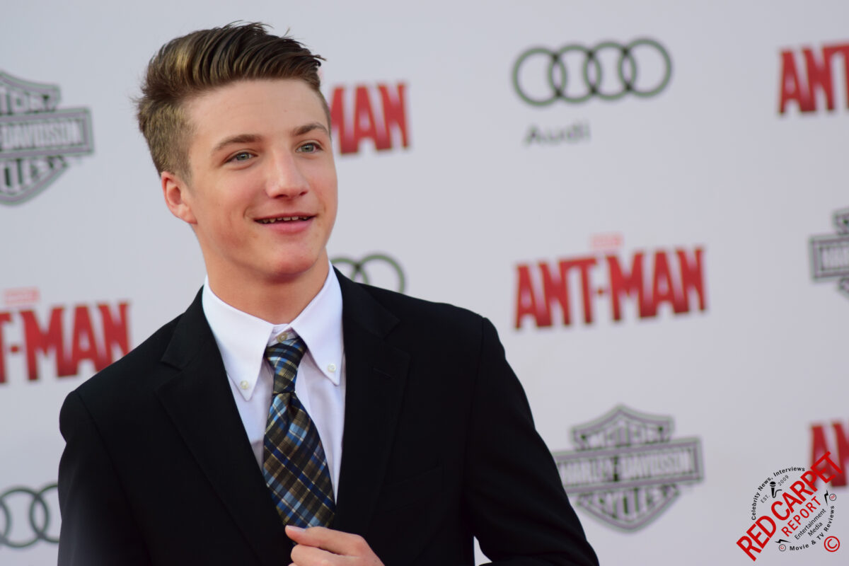 Ist die Karriere des Disney-Stars Jake Short nach „ANT Farm“ im Sande ...
